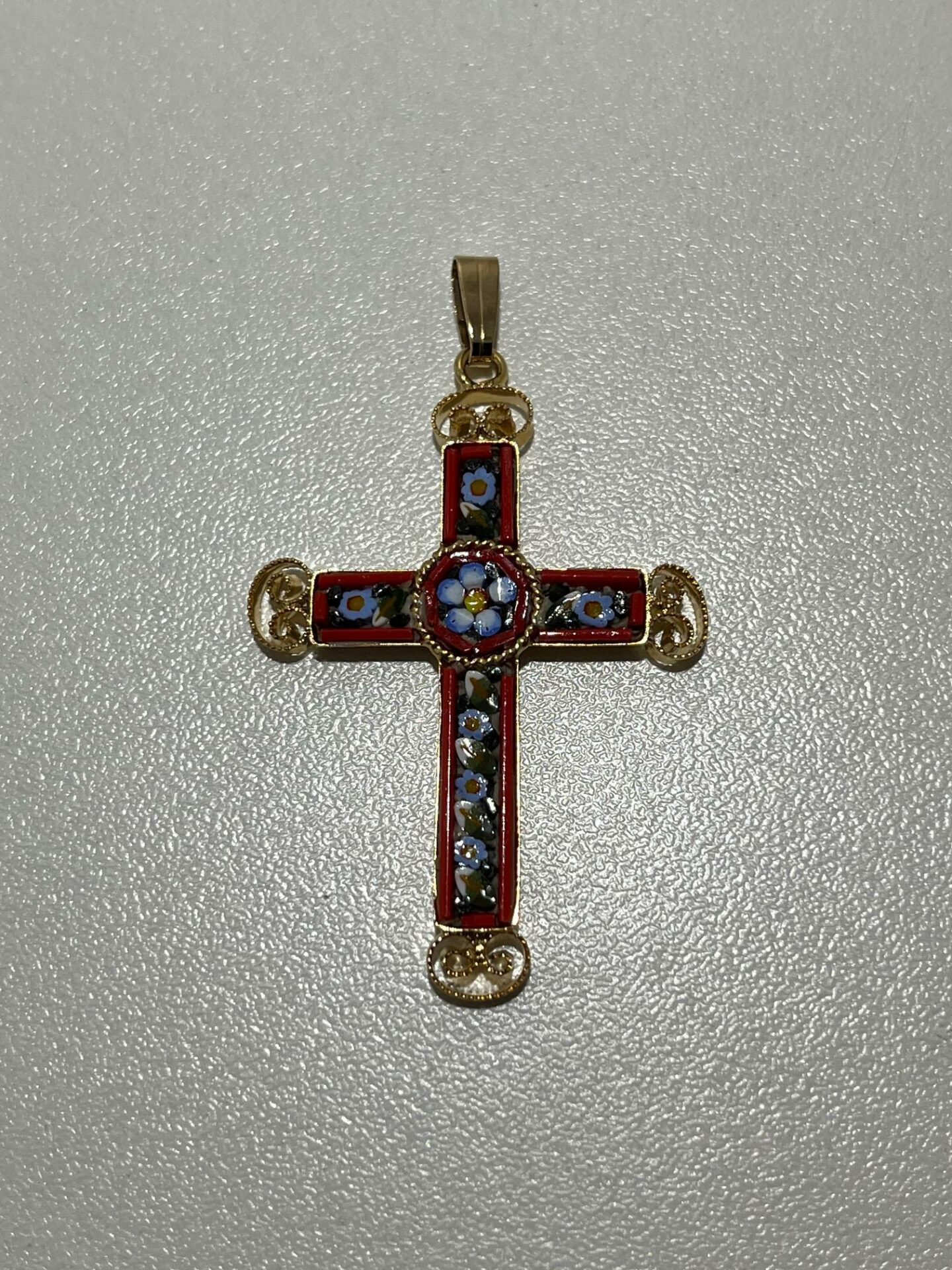 CROIX MOSAIQUE BYZANTINE ROUGE VERRE DE MURANO 4CM – Chretien